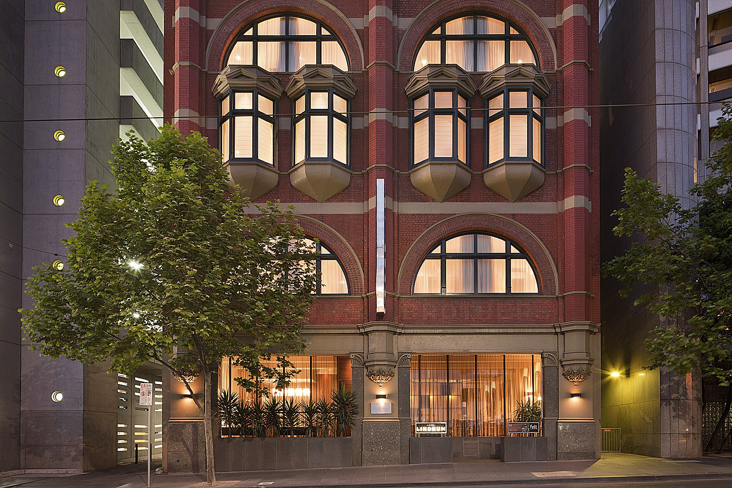 Melbourne Hotels | MOTOSPORTS TRAVEL